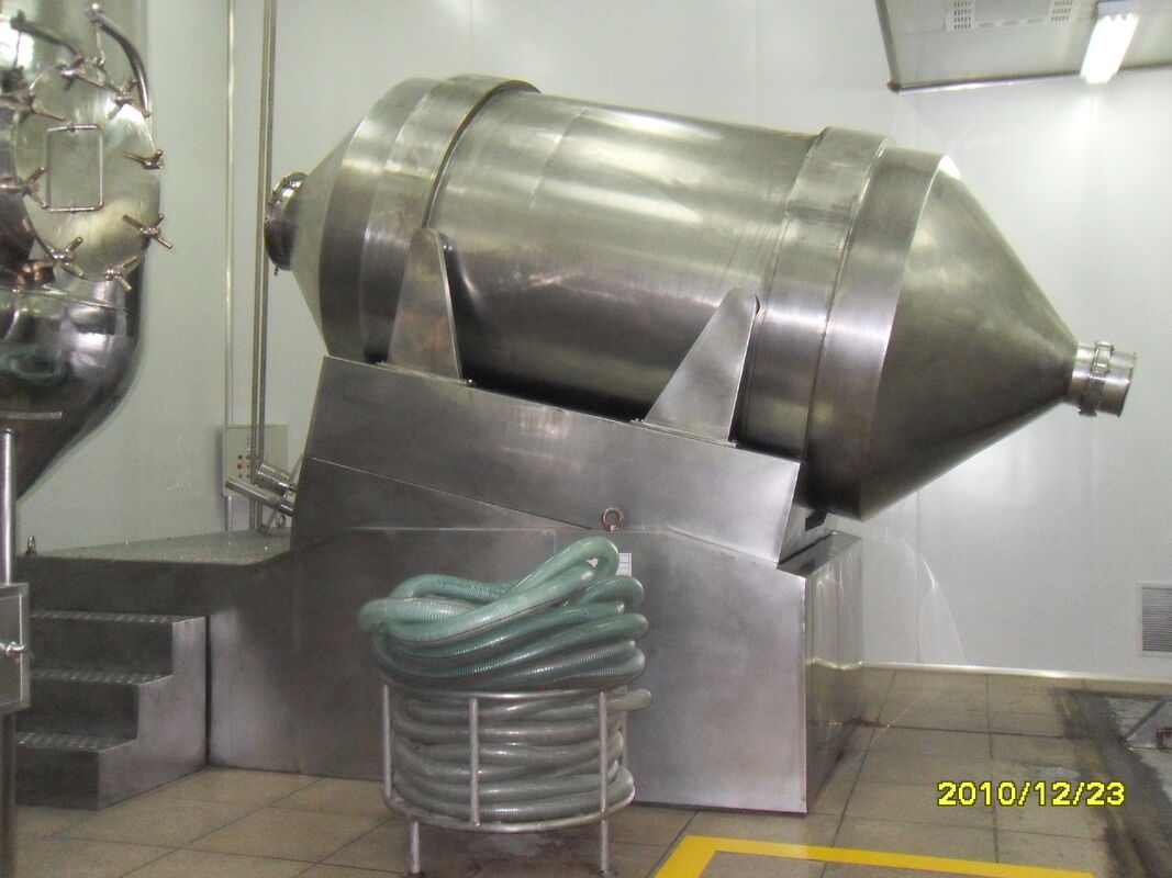 10 - 30 Minutes Mixing Food Tumbler Mixer , Two Dimension Rotating Drum ...